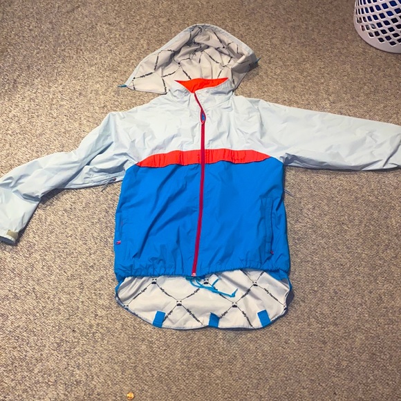 Helly Hansen | Jackets & Coats | Great Rain Coat From Helly Hansen ...